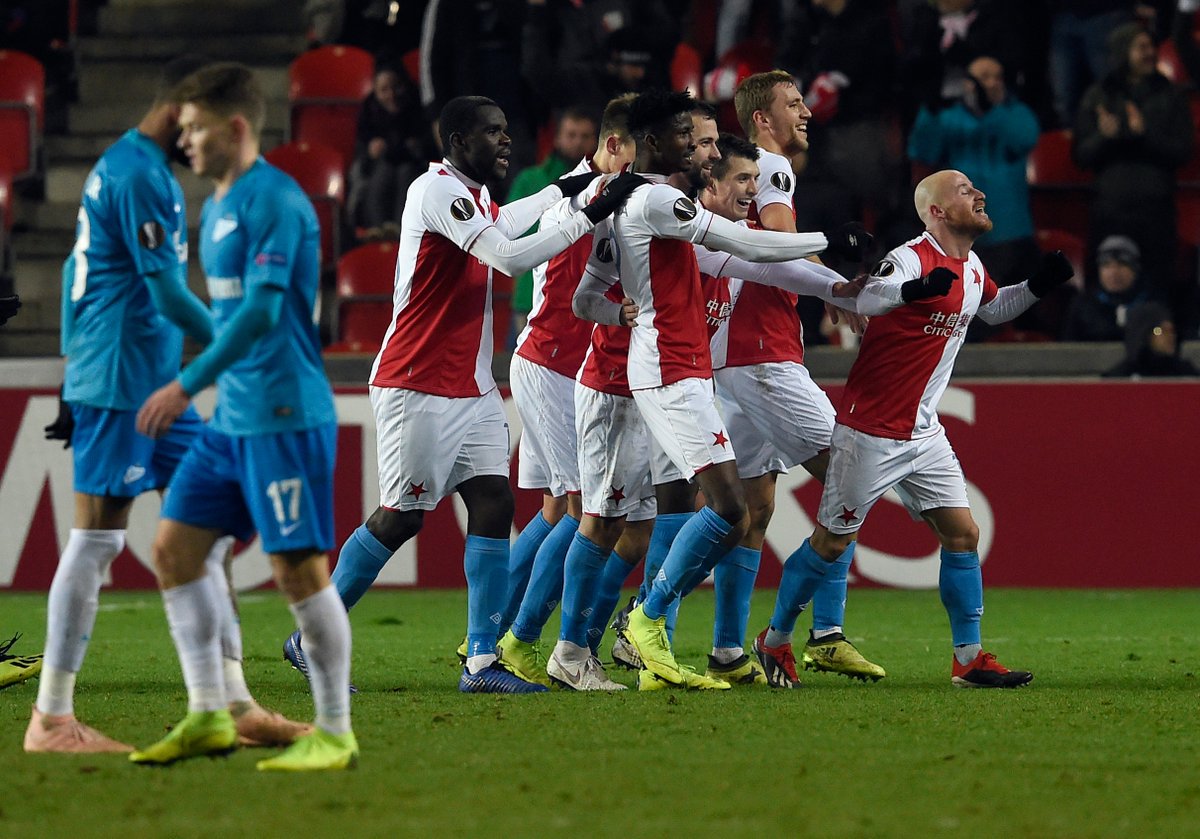 Slavia se napotřetí dere do Ligy mistrů, jaké má šance? - SportyŽivě