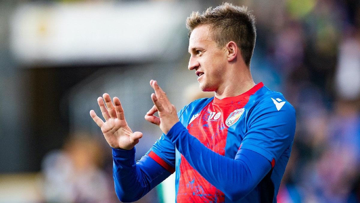 Víme, jak na ně, prohlásil před úvodní bitvou s Helsinkami Jan Kopic ...