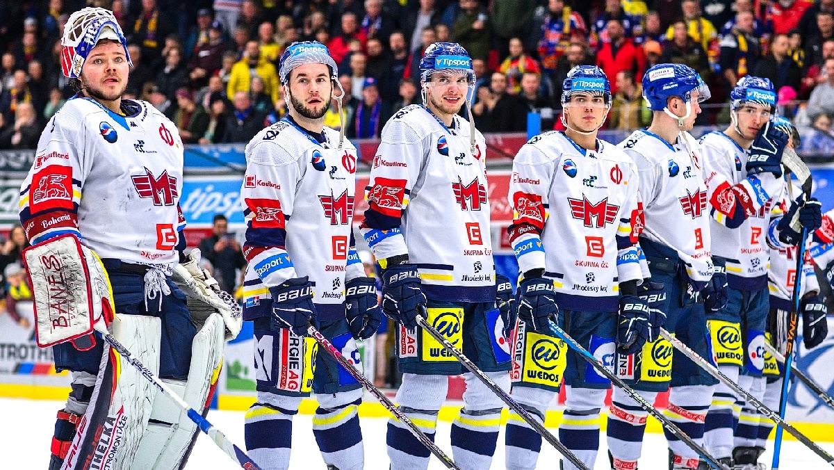 Motor mění trenéry, hráčský kádr posílí velká jména