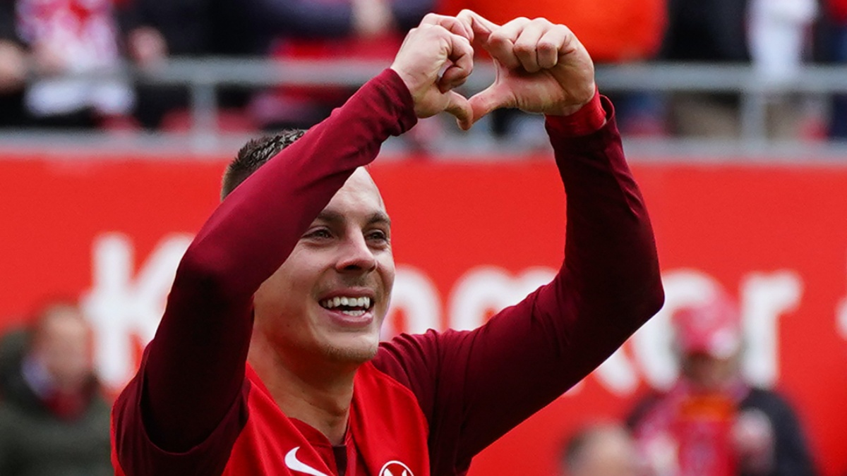 Sparta i Slavia zaspaly. Z klenotu Baníku je v Německu celebrita