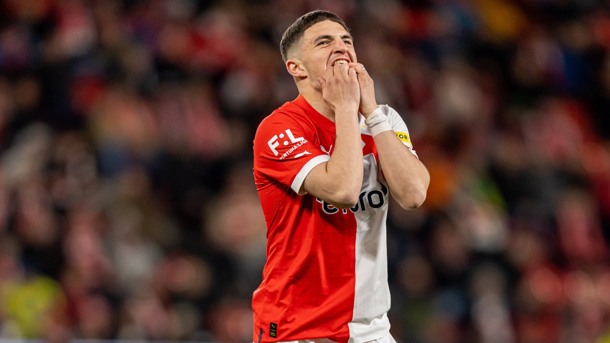 Odepsaný Zafeiris. Fanoušci Slavie hráče odsoudili, žádají změny