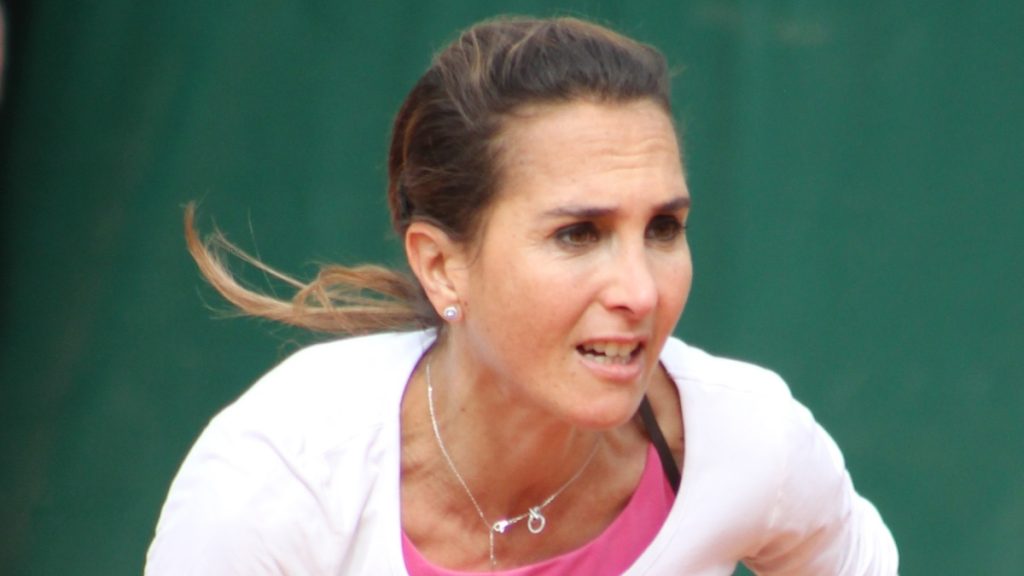 Tenisová reprezentantka obvinila kouče po 35 letech ze zneužívání
